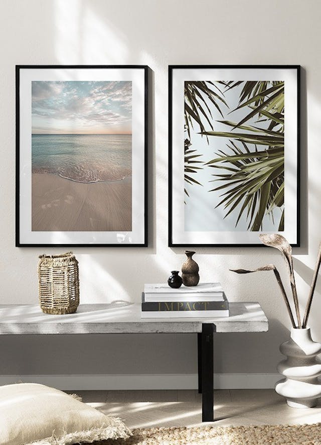 Calm Beach Poster - Rustige oceaan - desenio.nl