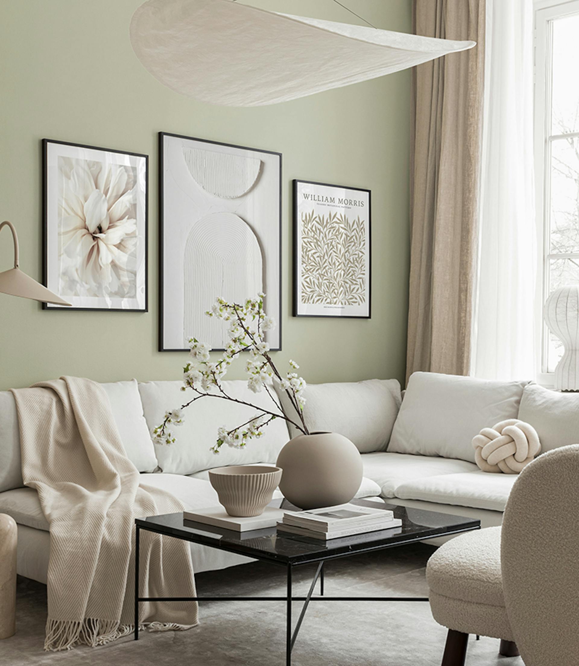 Spring Feeling gallery wall