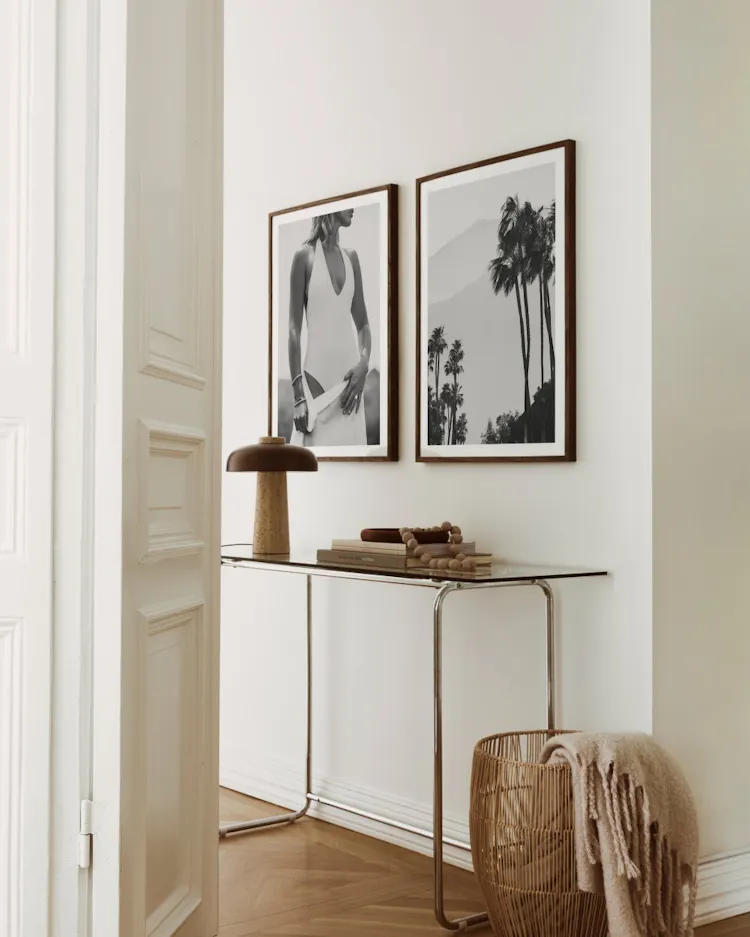 Decor tips for hallway. Wall art for the hallway - Desenio.com